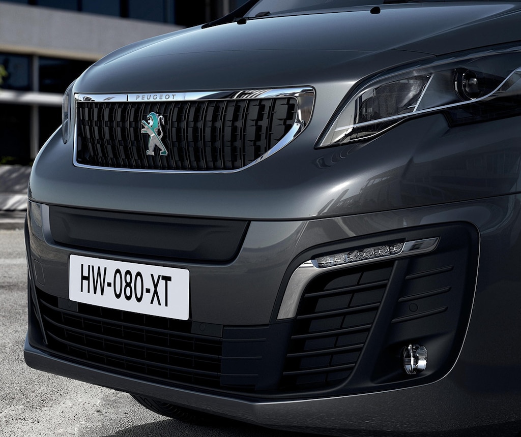 PEUGEOT Traveller VIP | Best in class van from PEUGEOT